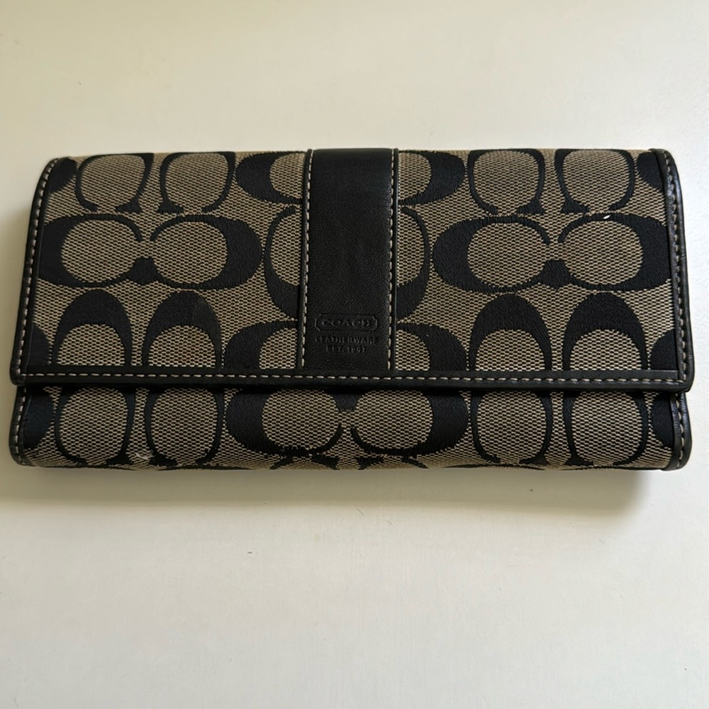 Vintage Coach Wallet All Black Coach Logo Great Condi… - Gem
